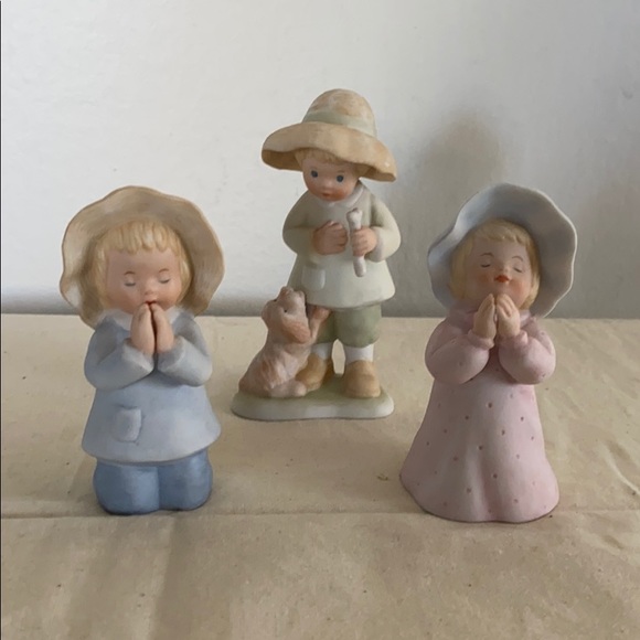 Blue Button Twins | Other | Blue Button Twins Figurines | Poshmark